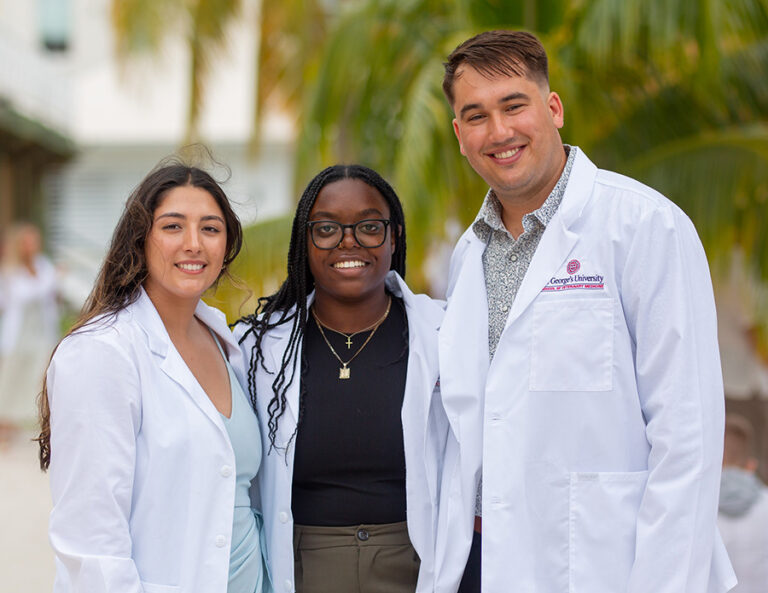 4-Year DVM Program | Hands-On Veterinary Training at SGU